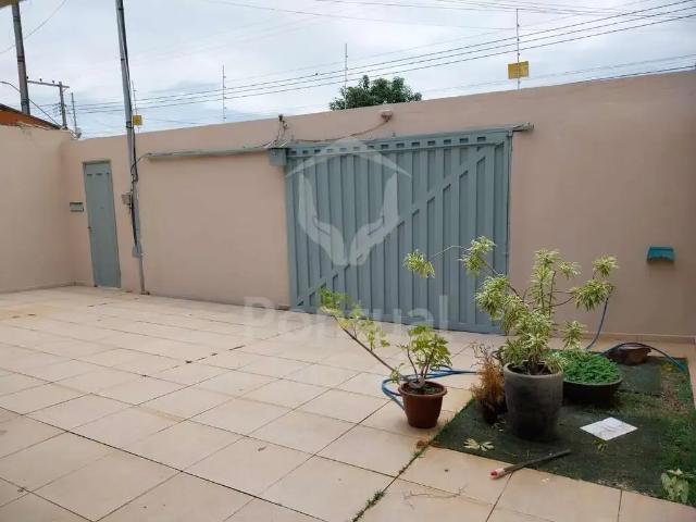 Casa / Sobrado para Locação em Uberlândia/MG Conjunto Segismundo Pereira 3 Quartos