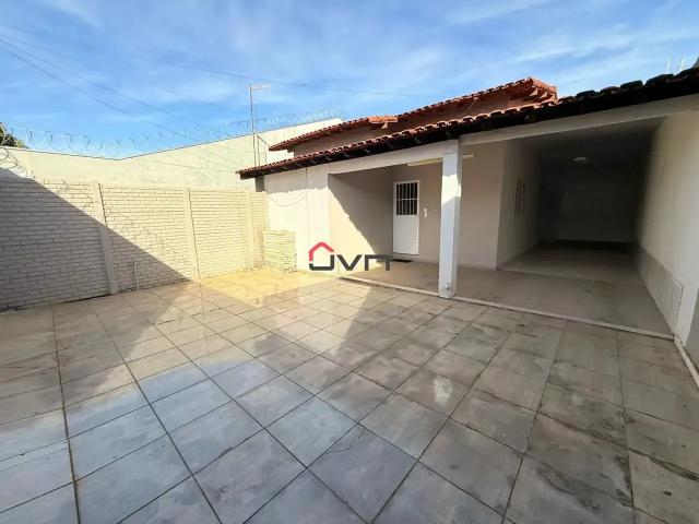 Casa / Sobrado para Locação em Uberlândia/MG Conjunto Segismundo Pereira 3 Quartos