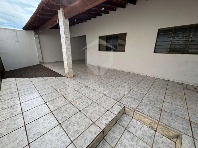 Casa / Sobrado para Locação em Uberlândia/MG Conjunto Segismundo Pereira 3 Quartos
