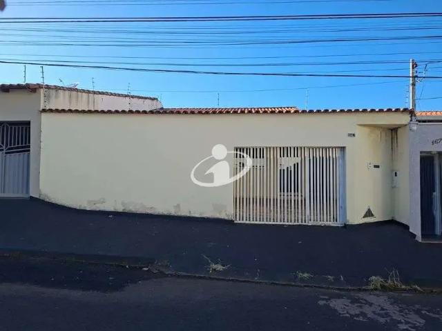 Casa / Sobrado para Locação em Uberlândia/MG Conjunto Segismundo Pereira 3 Quartos