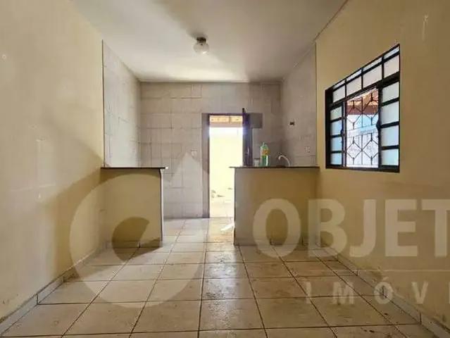 Casa / Sobrado para Locação em Uberlândia/MG Conjunto Segismundo Pereira 3 Quartos