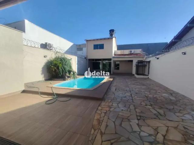 Casa / Sobrado para Locação em Uberlândia/MG Daniel Fonseca 3 Quartos