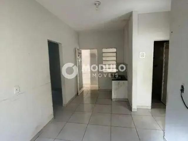 Casa / Sobrado para Locação em Uberlândia/MG Guarani 3 Quartos