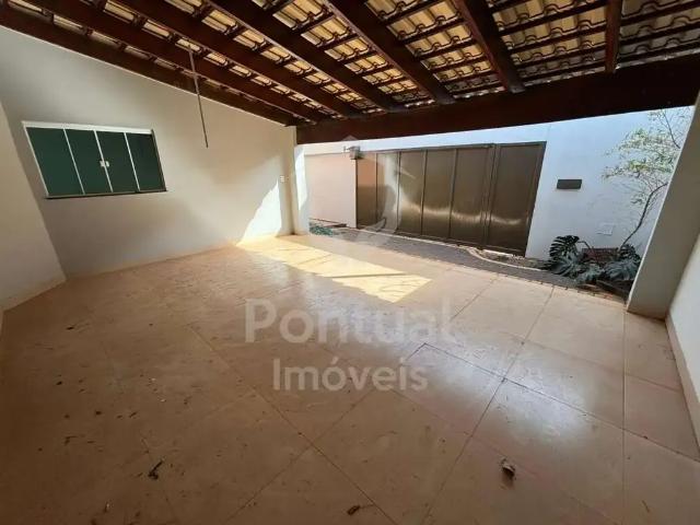 Casa / Sobrado para Locação em Uberlândia/MG Granada 3 Quartos