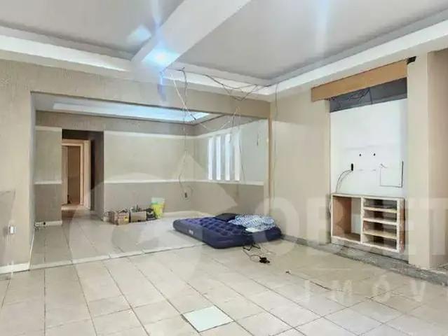 Casa / Sobrado para Locação em Uberlândia/MG Granada 4 Quartos