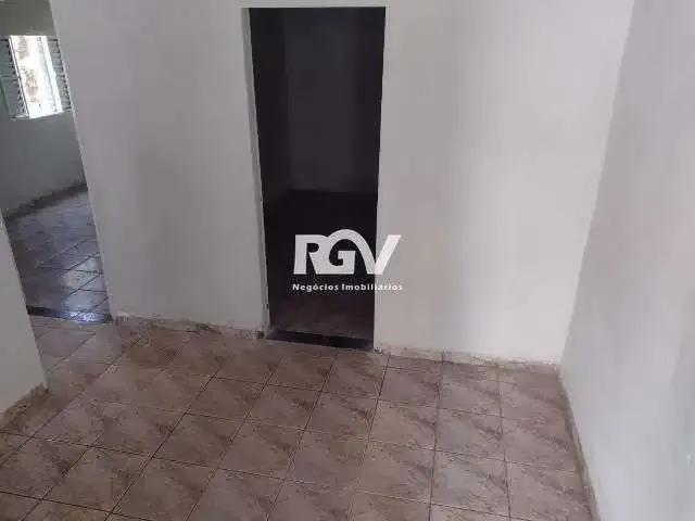 Casa / Sobrado para Locação em Uberlândia/MG Jaraguá 1 Quartos