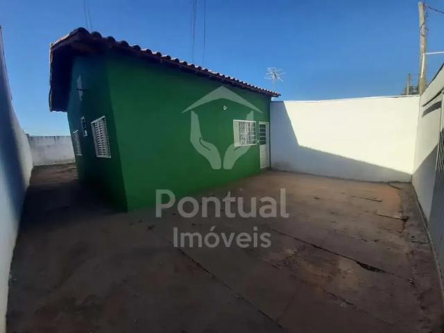 Casa / Sobrado para Locação em Uberlândia/MG Jardim Canaã 2 Quartos