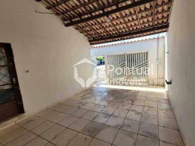 Casa / Sobrado para Locação em Uberlândia/MG Jardim das Palmeiras 3 Quartos
