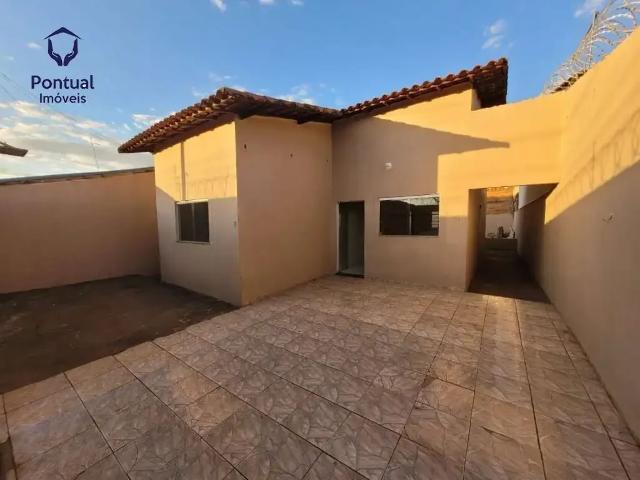Casa / Sobrado para Locação em Uberlândia/MG Jardim das Palmeiras 3 Quartos
