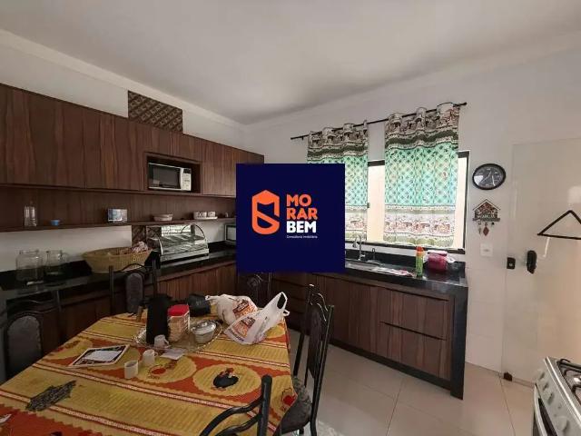 Casa / Sobrado para Locação em Uberlândia/MG Jardim Ipanema I 3 Quartos