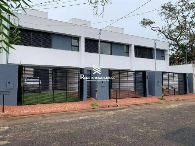 Casa / Sobrado para Locação em Uberlândia/MG Jardim Karaíba 3 Quartos
