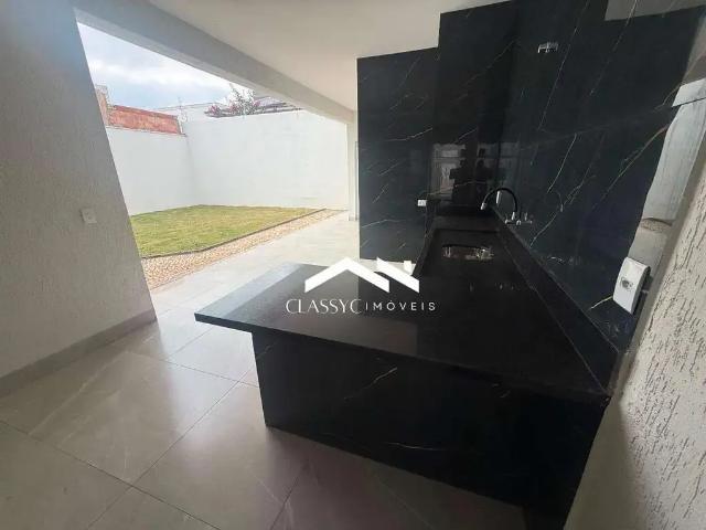 Casa / Sobrado para Locação em Uberlândia/MG Jardim Karaíba 3 Quartos
