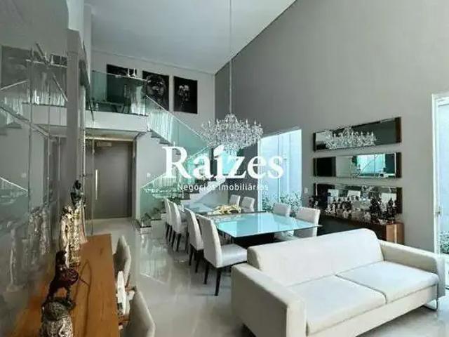 Casa / Sobrado para Locação em Uberlândia/MG Jardim Karaíba 4 Quartos