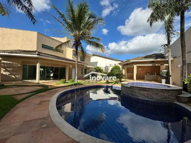 Casa / Sobrado para Locação em Uberlândia/MG Jardim Karaíba 4 Quartos