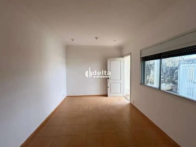 Casa / Sobrado para Locação em Uberlândia/MG Jardim Patrícia 3 Quartos