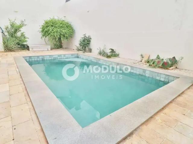 Casa / Sobrado para Locação em Uberlândia/MG Jardim Patrícia 3 Quartos