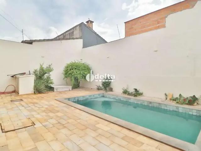 Casa / Sobrado para Locação em Uberlândia/MG Jardim Patrícia 3 Quartos