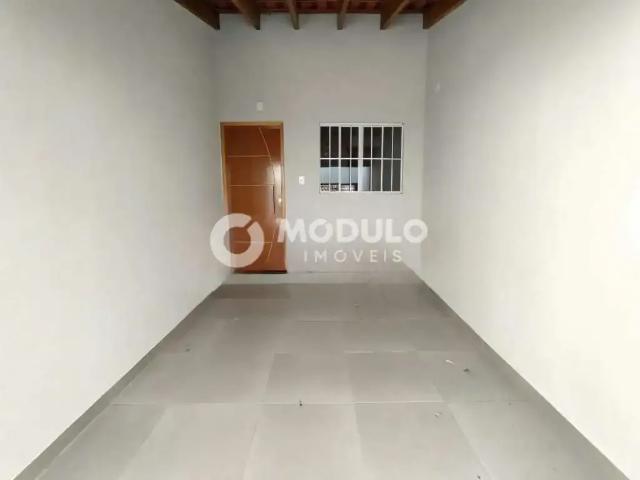 Casa / Sobrado para Locação em Uberlândia/MG Luizote de Freitas 2 Quartos