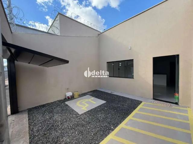 Casa / Sobrado para Locação em Uberlândia/MG Laranjeiras 2 Quartos