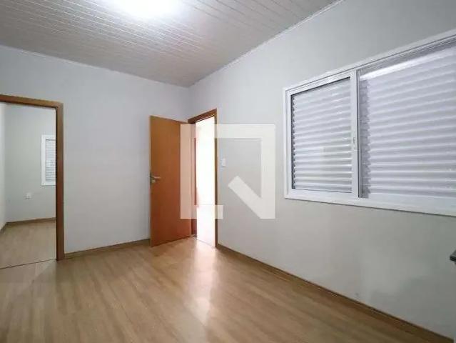 Casa / Sobrado para Locação em Uberlândia/MG Lidice 4 Quartos