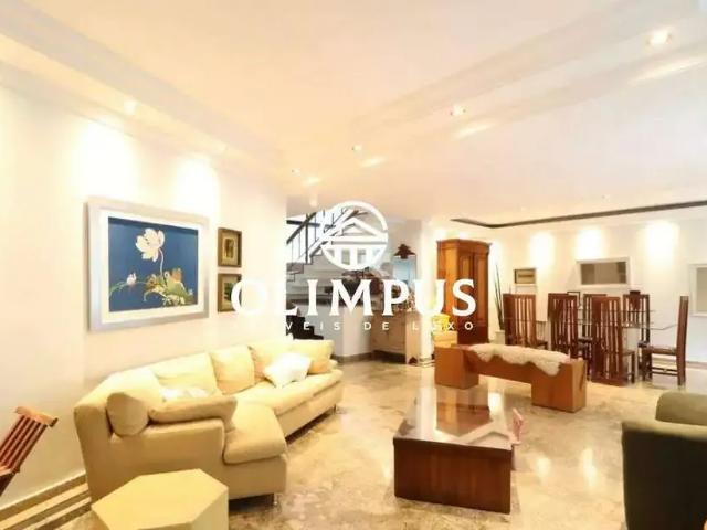 Casa / Sobrado para Locação em Uberlândia/MG Lidice 3 Quartos