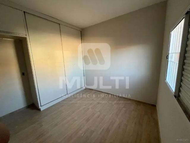 Casa / Sobrado para Locação em Uberlândia/MG Lidice 3 Quartos