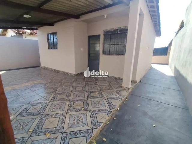 Casa / Sobrado para Locação em Uberlândia/MG Pacaembu 2 Quartos