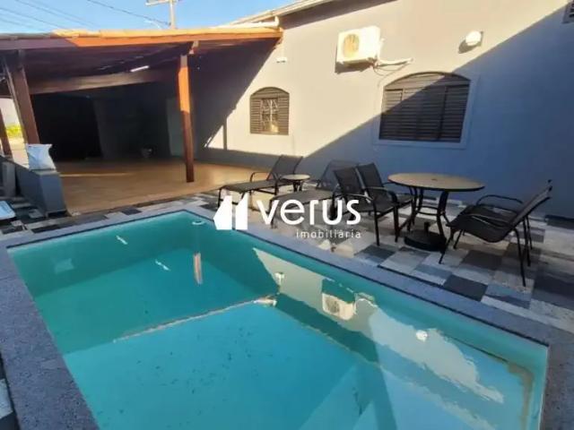 Casa / Sobrado para Locação em Uberlândia/MG Pacaembu 3 Quartos