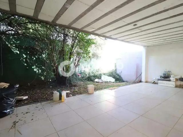 Casa / Sobrado para Locação em Uberlândia/MG Pampulha 3 Quartos