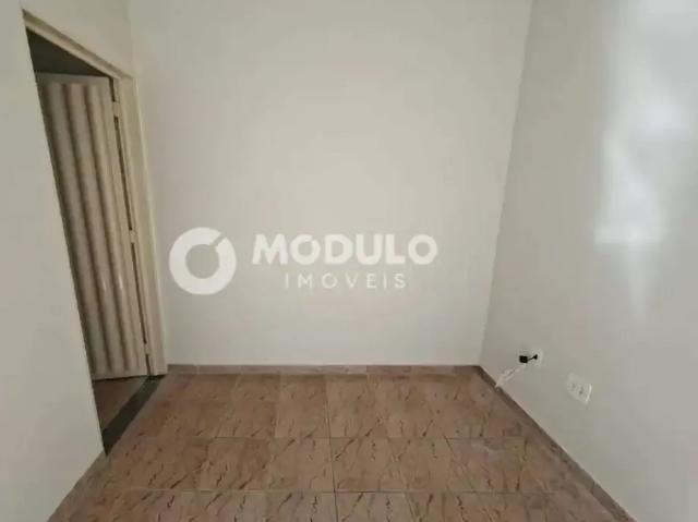 Casa / Sobrado para Locação em Uberlândia/MG Planalto 1 Quartos