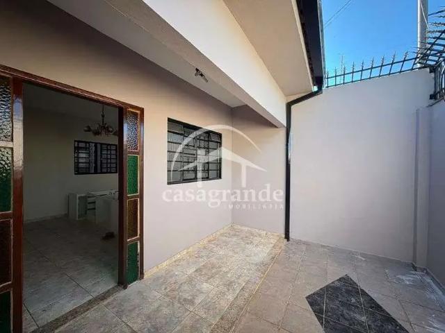 Casa / Sobrado para Locação em Uberlândia/MG Planalto 3 Quartos
