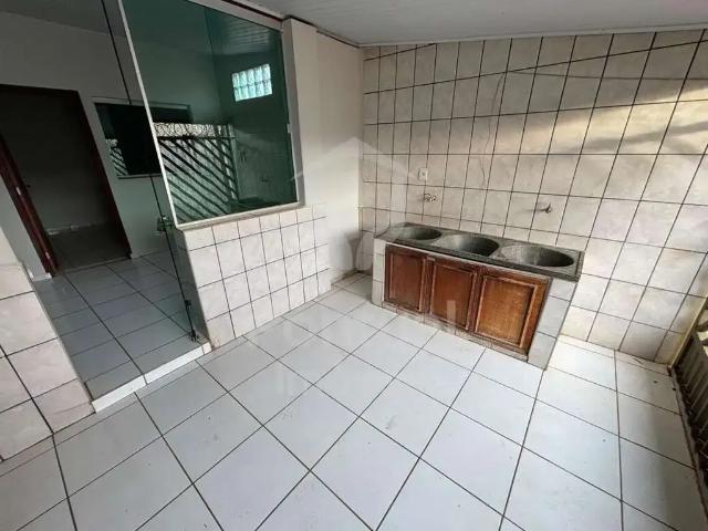 Casa / Sobrado para Locação em Uberlândia/MG Residencial Gramado 4 Quartos