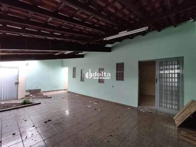 Casa / Sobrado para Locação em Uberlândia/MG São Jorge 4 Quartos