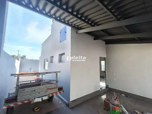 Casa / Sobrado para Locação em Uberlândia/MG São Jorge 2 Quartos