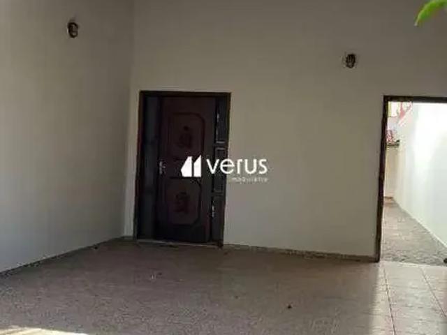 Casa / Sobrado para Locação em Uberlândia/MG Santa Mônica 4 Quartos