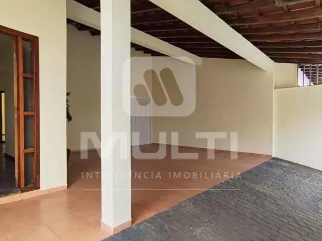 Casa / Sobrado para Locação em Uberlândia/MG Santa Mônica 4 Quartos