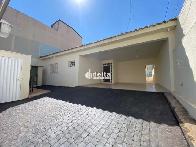 Casa / Sobrado para Locação em Uberlândia/MG Santa Mônica 4 Quartos