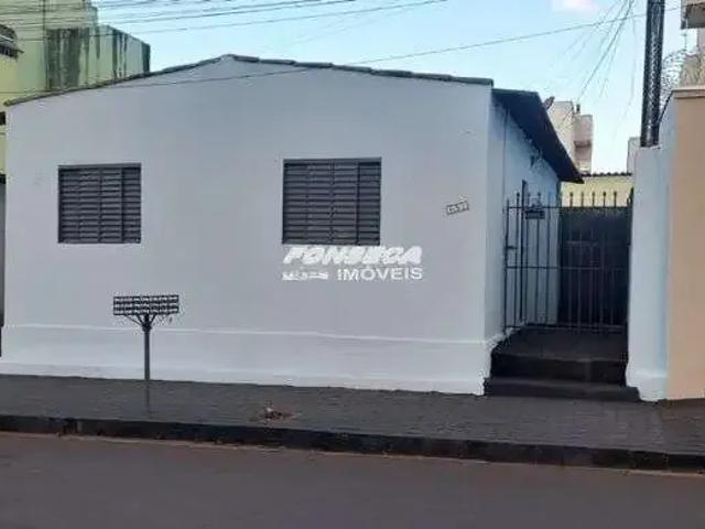Casa / Sobrado para Locação em Uberlândia/MG Santa Mônica 1 Quartos