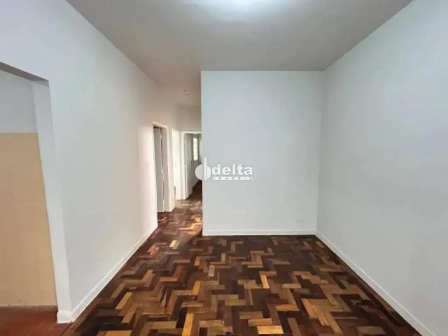 Casa / Sobrado para Locação em Uberlândia/MG Santa Mônica 3 Quartos