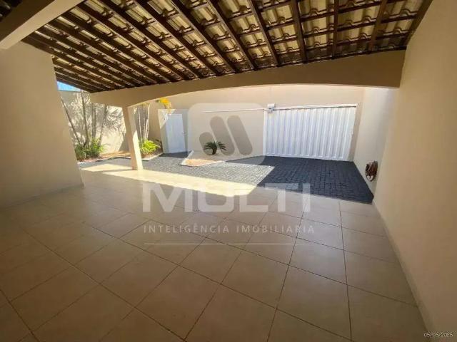 Casa / Sobrado para Locação em Uberlândia/MG Santa Mônica 3 Quartos