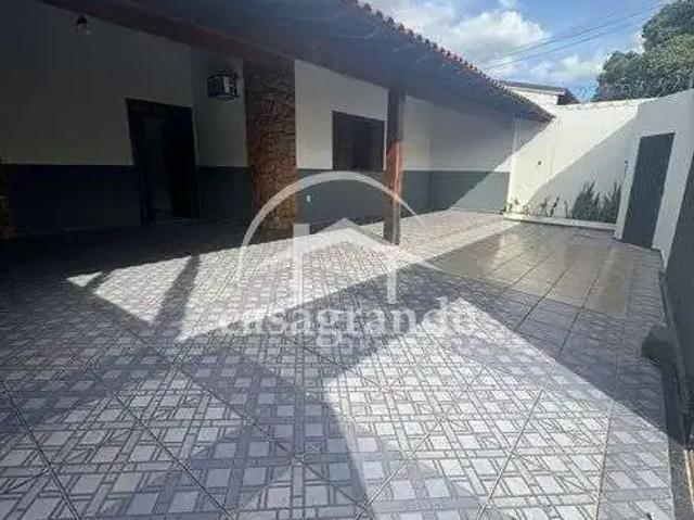Casa / Sobrado para Locação em Uberlândia/MG Santa Mônica 3 Quartos