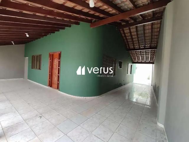 Casa / Sobrado para Locação em Uberlândia/MG Santa Mônica 3 Quartos