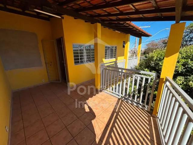 Casa / Sobrado para Locação em Uberlândia/MG Santa Mônica 3 Quartos