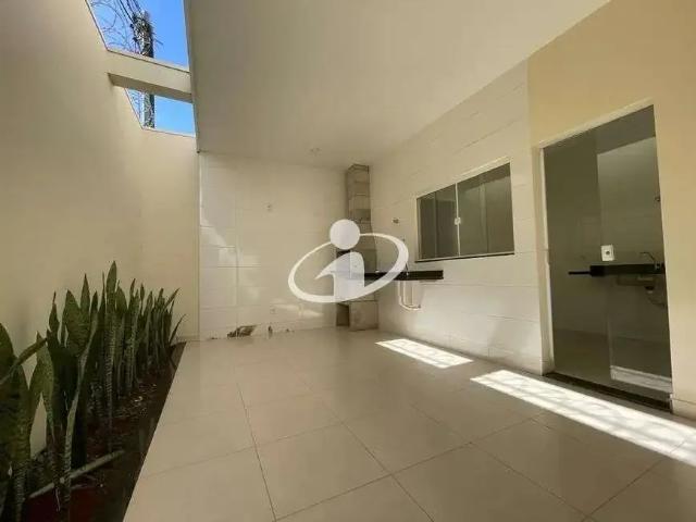 Casa / Sobrado para Locação em Uberlândia/MG Santa Mônica 3 Quartos