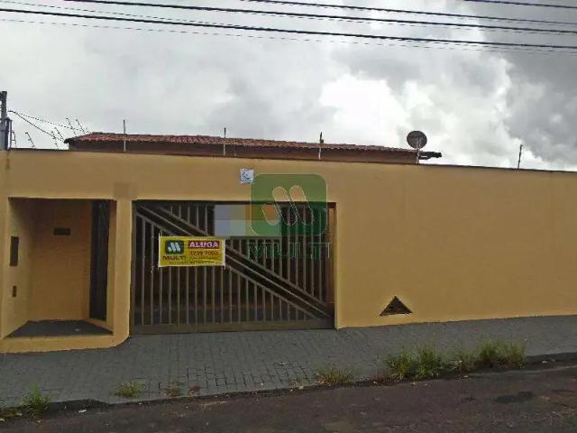 Casa / Sobrado para Locação em Uberlândia/MG Santa Mônica 3 Quartos