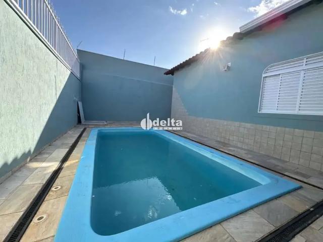 Casa / Sobrado para Locação em Uberlândia/MG Santa Mônica 3 Quartos