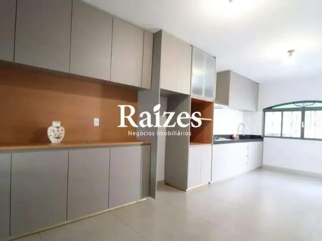 Casa / Sobrado para Locação em Uberlândia/MG Santa Mônica 3 Quartos