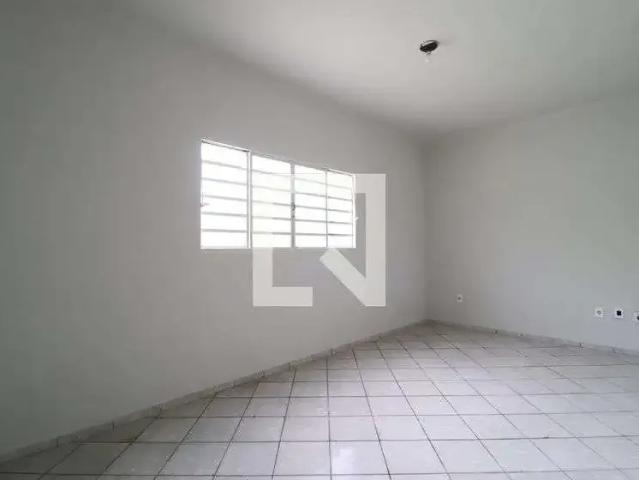 Casa / Sobrado para Locação em Uberlândia/MG Santa Mônica 3 Quartos
