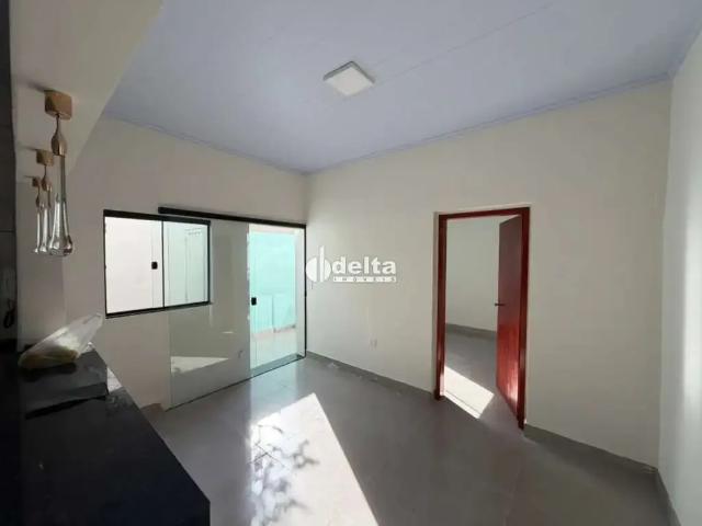 Casa / Sobrado para Locação em Uberlândia/MG Santa Mônica 3 Quartos