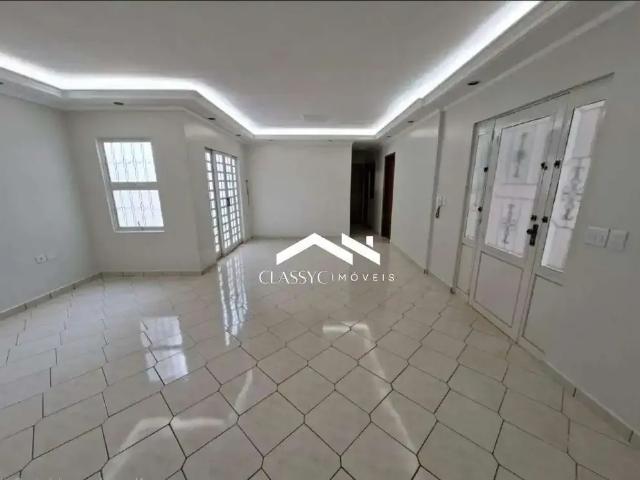 Casa / Sobrado para Locação em Uberlândia/MG Santa Luzia 4 Quartos